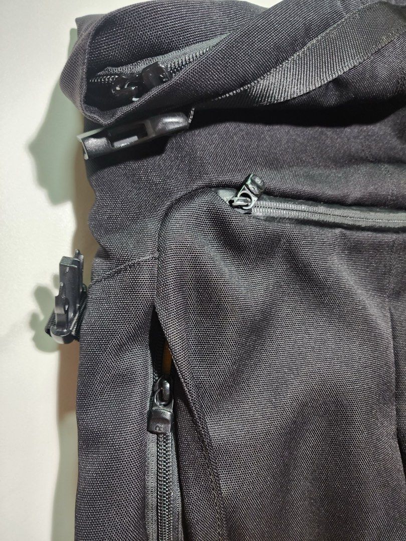 Crumpler Propeller Backpack, Luxury, Bags & Wallets on Carousell