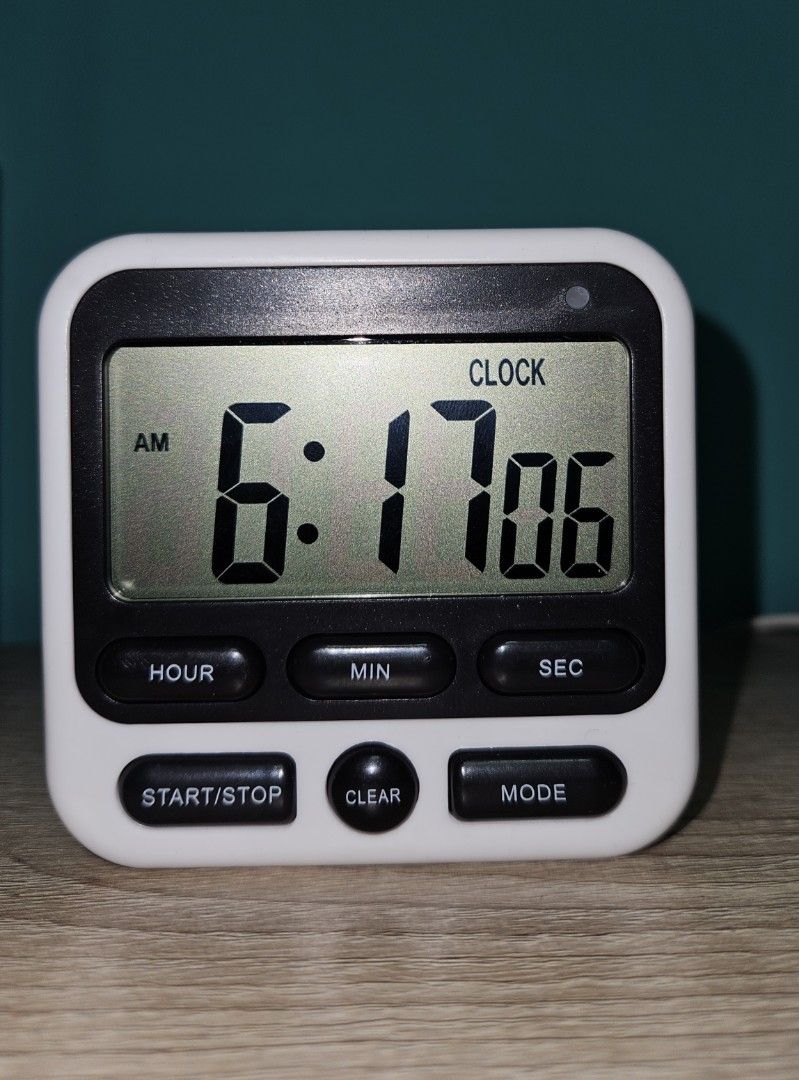 Desk clock/fridge clock, Furniture & Home Living, Home Decor, Clocks on ...