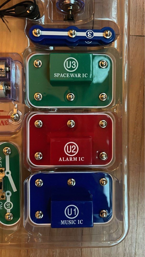 Electric snap circuits, Hobbies & Toys, Toys & Games on Carousell