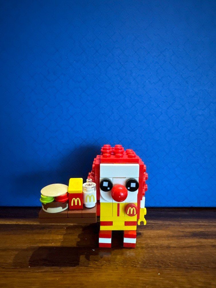 Fast food all star bricks figurines, Hobbies & Toys, Memorabilia ...