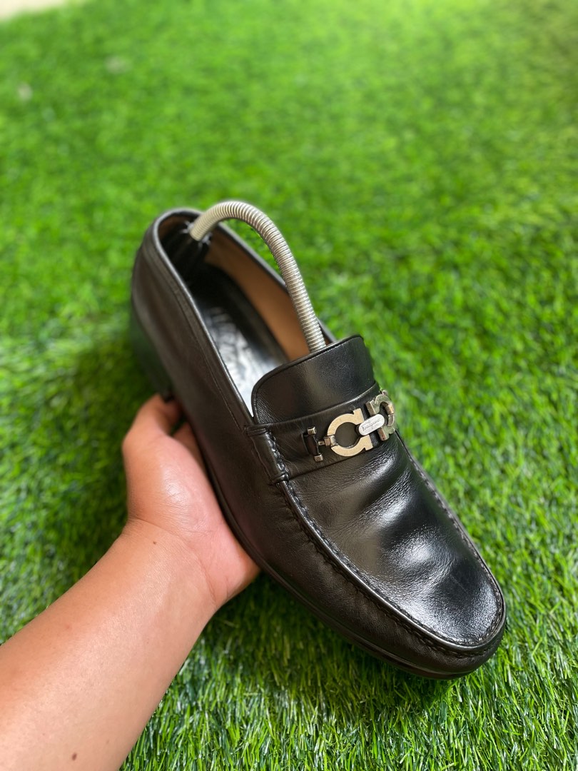Ferrgamo, Men's Fashion, Footwear, Casual Shoes on Carousell