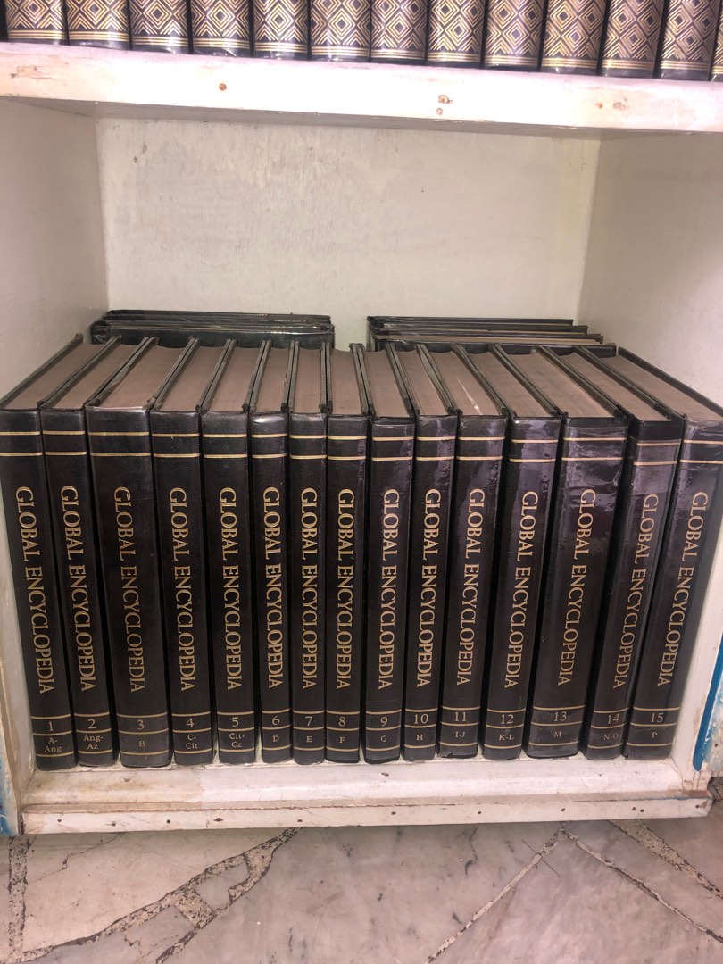 Global Encyclopedia 1-21 books, Hobbies & Toys, Books & Magazines ...