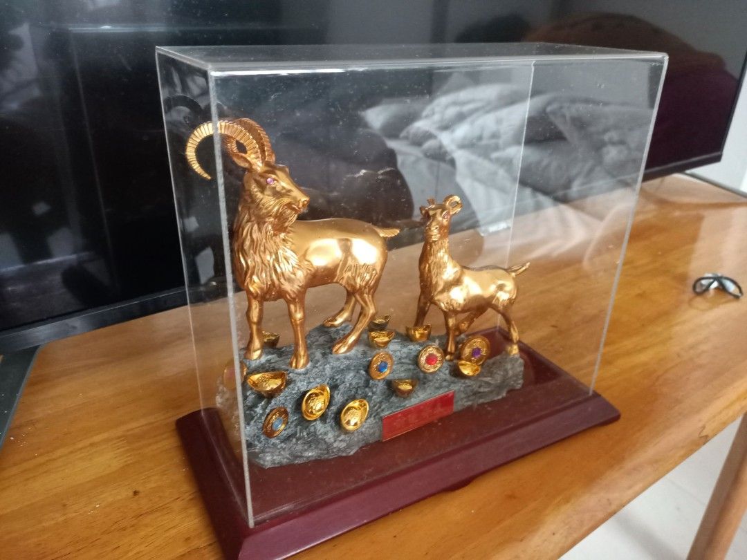 Goats ram Feng Shui moutain vintage collection from genting, Hobbies ...