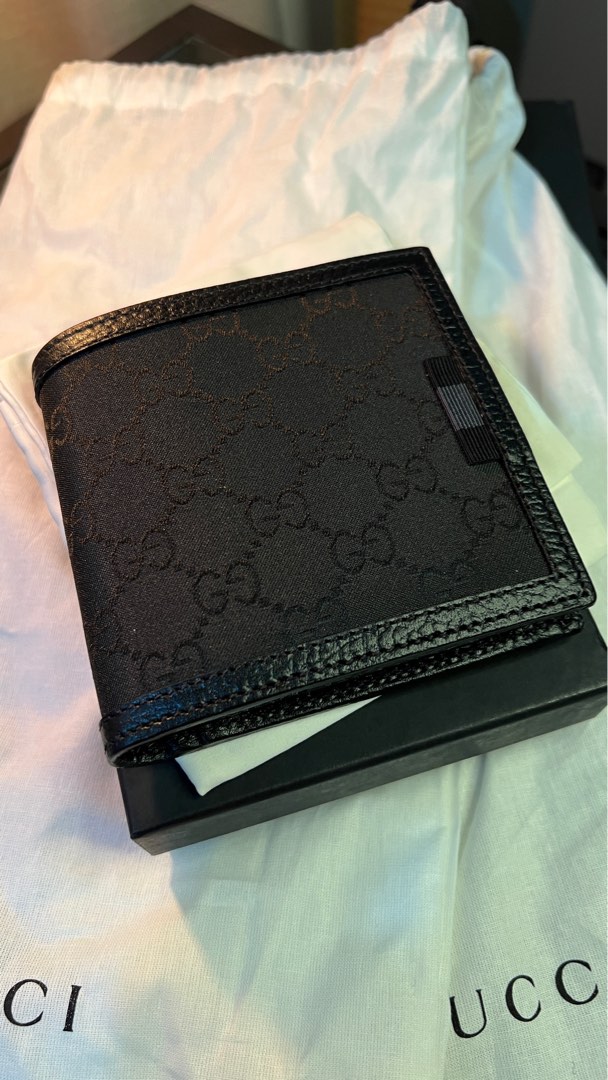 Gucci wallet, Men's Fashion, Watches & Accessories, Wallets & Card ...