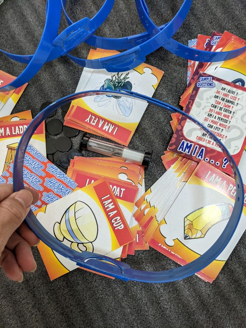 HEDBANZ for Kids party group English game - guess what you are , word ...