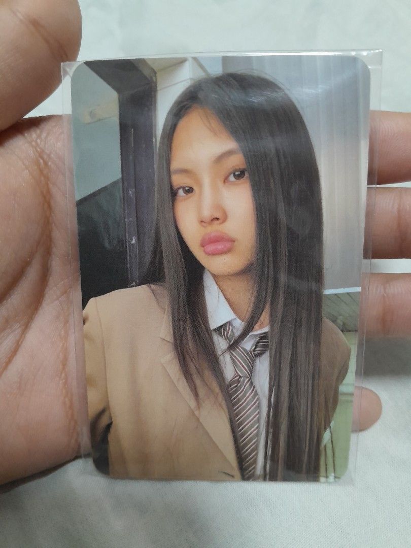 Hyein official photocard | NEWJEANS HYEIN, Hobbies & Toys, Memorabilia ...