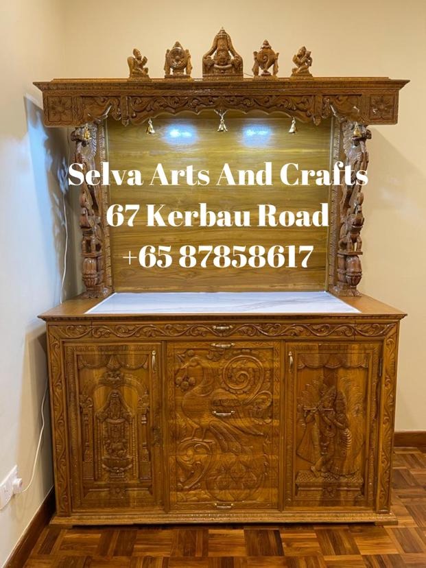 Indian Hindu Pooja Prayer Altar, Women's Fashion, Muslimah Fashion ...