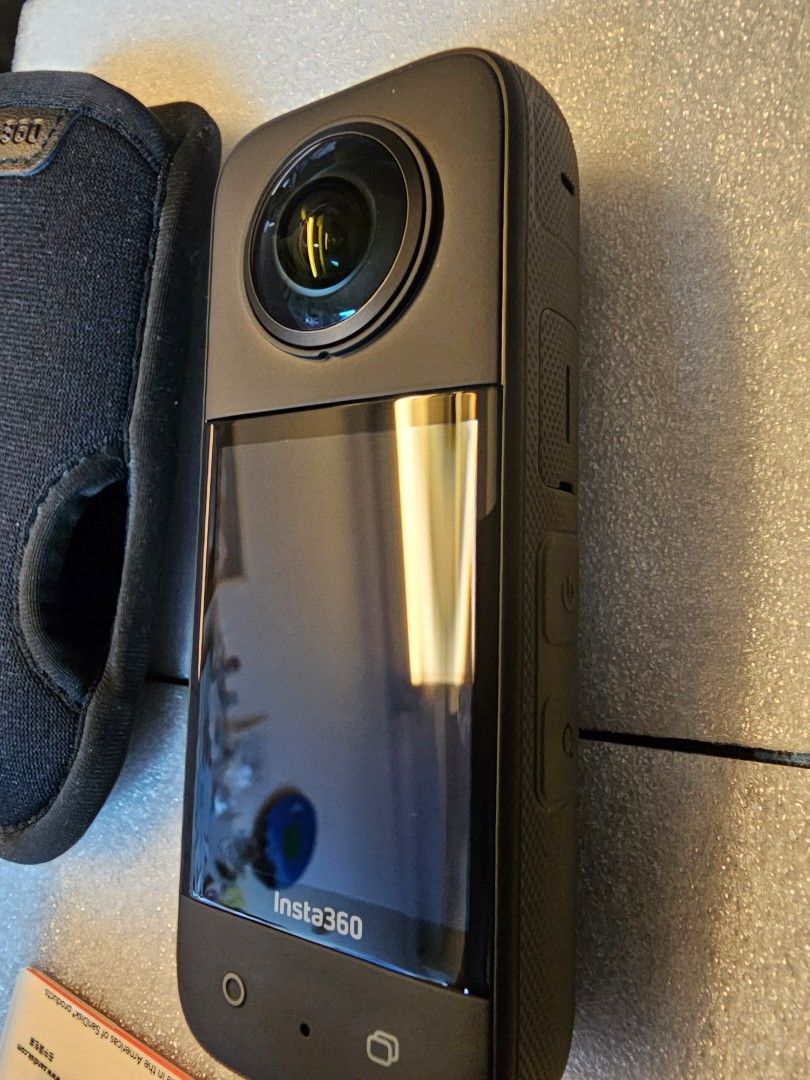 Insta360 X3 camera with SD and tripod, Photography, Cameras on Carousell