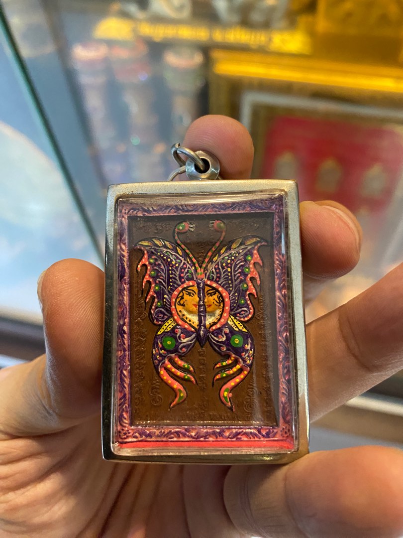 Kruba Krissana Butterfly Amulet, Hobbies & Toys, Memorabilia ...