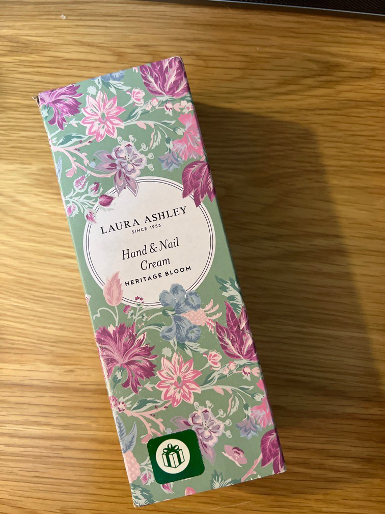 Laura Ashley Hand and Nail Cream Heritage Bloom 100ml 盒有瑕疵 介意勿拍, 美容＆個人 ...
