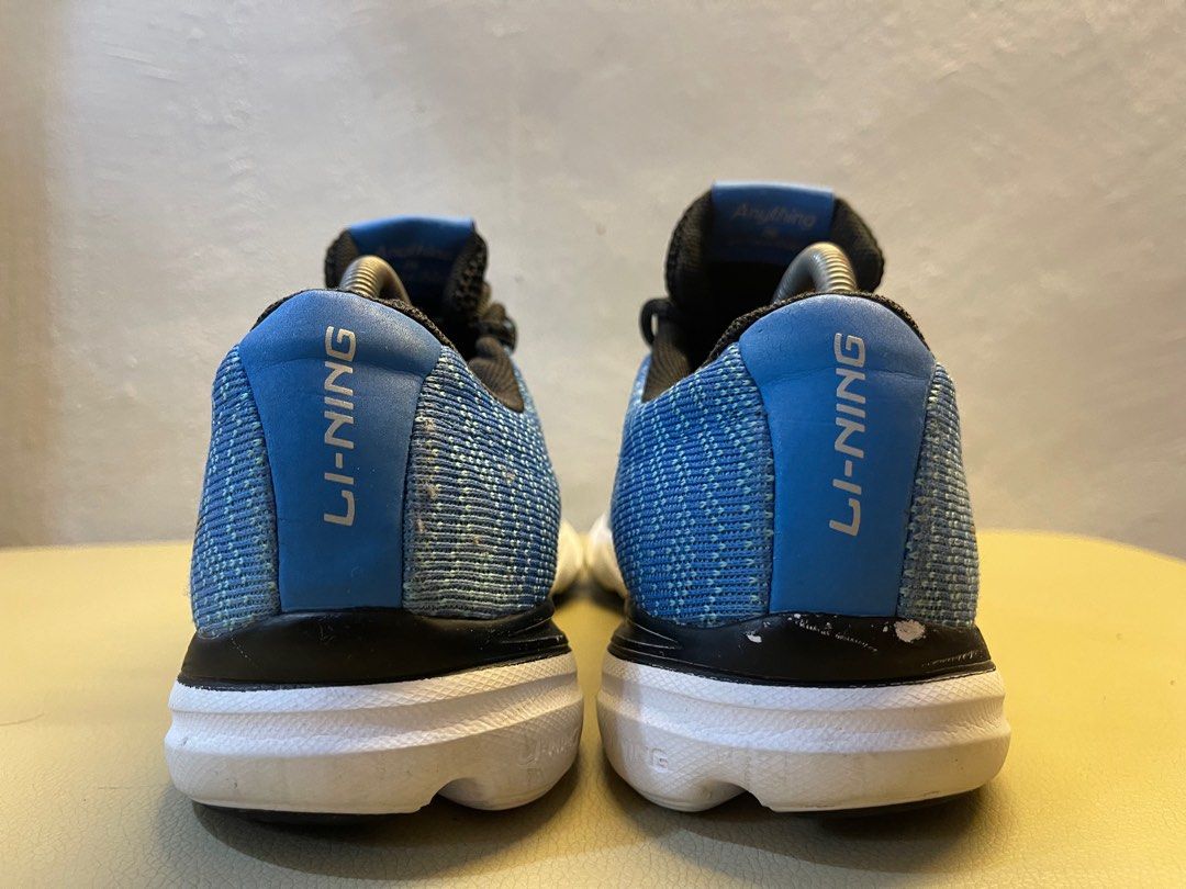 LINING RUNNING SHOES, Men's Fashion, Footwear, Sneakers on Carousell