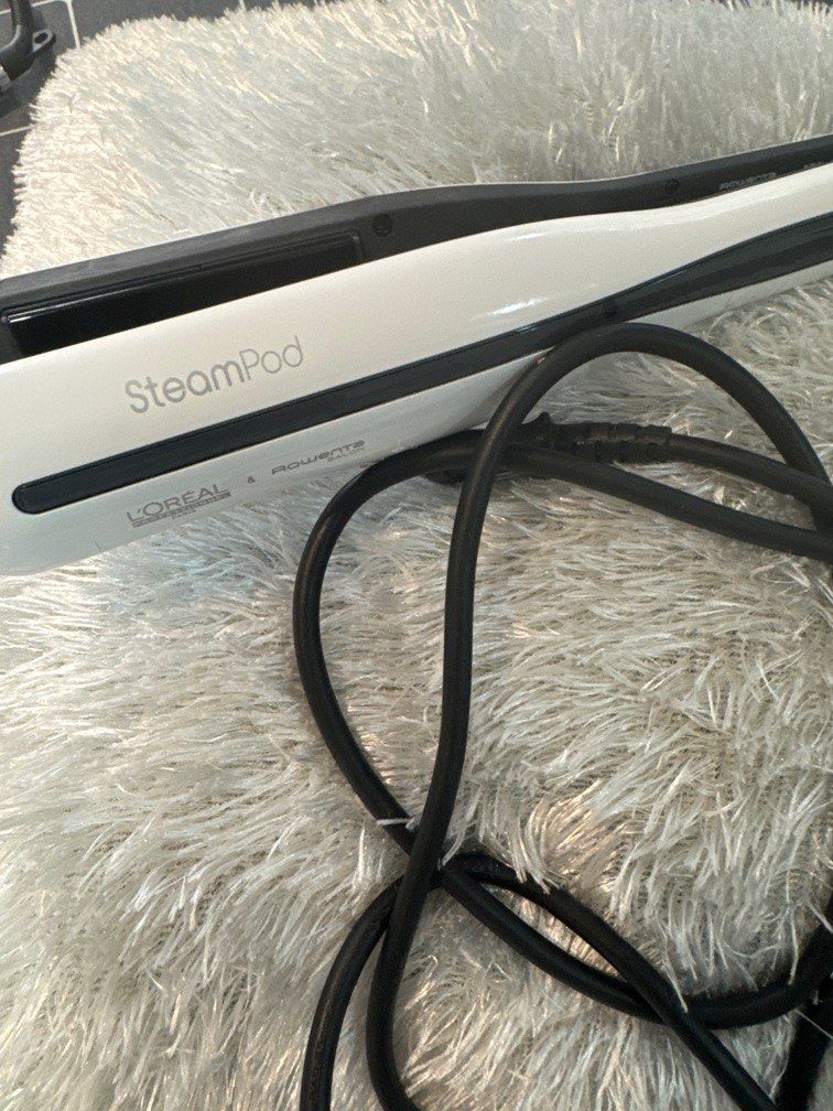 Loreal steampod, Beauty & Personal Care, Hair on Carousell