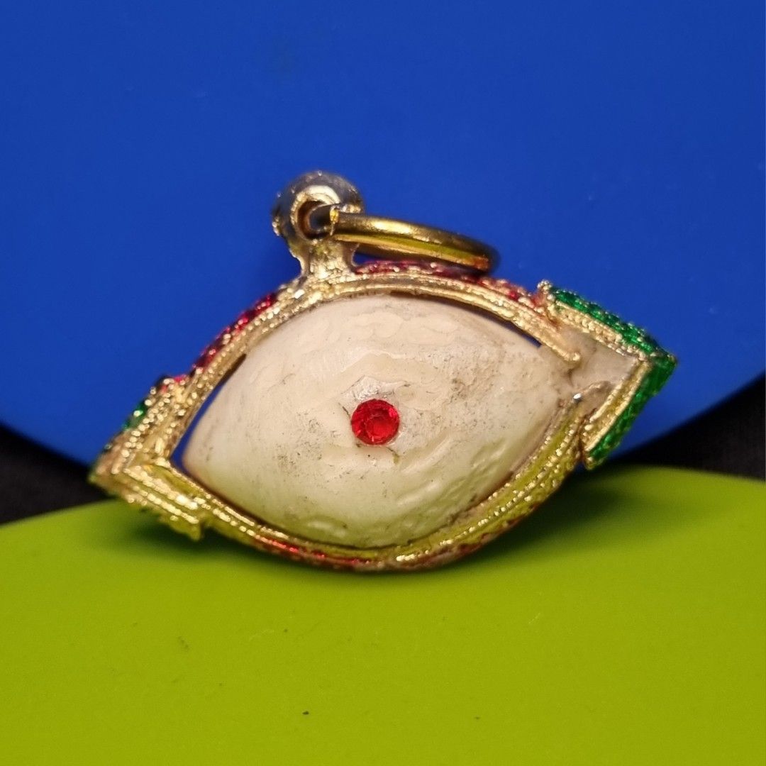 LP Pinak Heavenly Eye BE 2534, Hobbies & Toys, Memorabilia ...