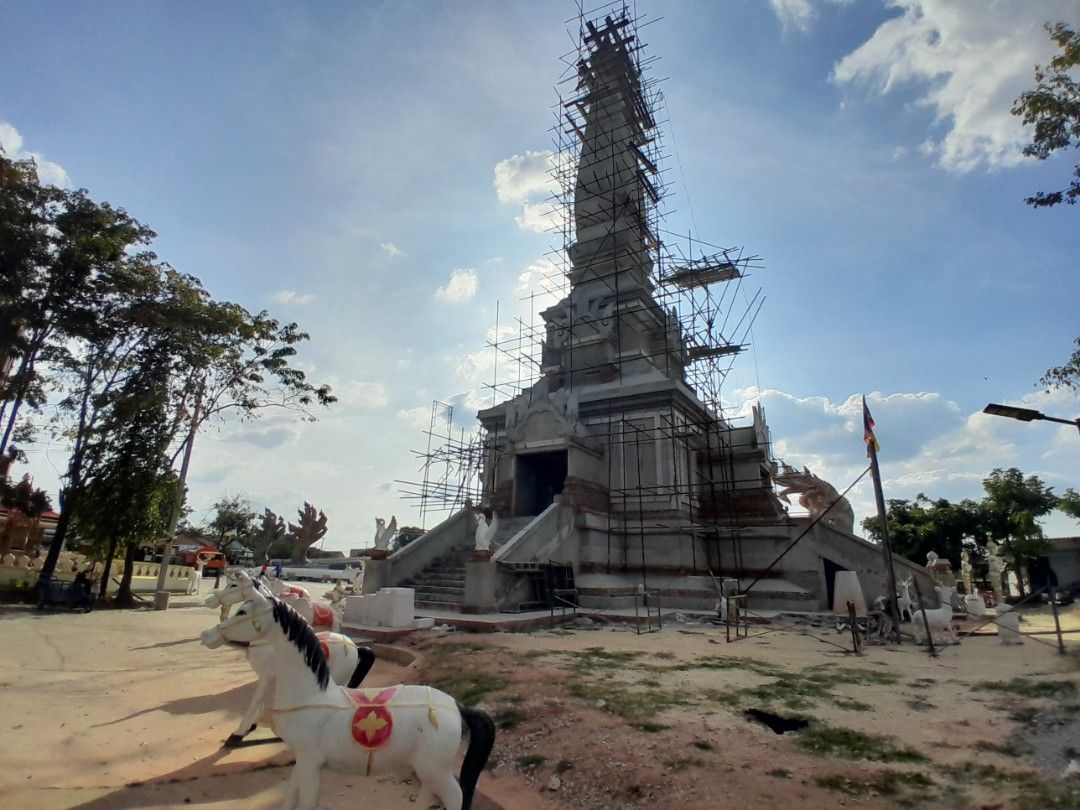 Luang Phor Koon 2 in 1 Sticker/Decal, Hobbies & Toys, Memorabilia ...