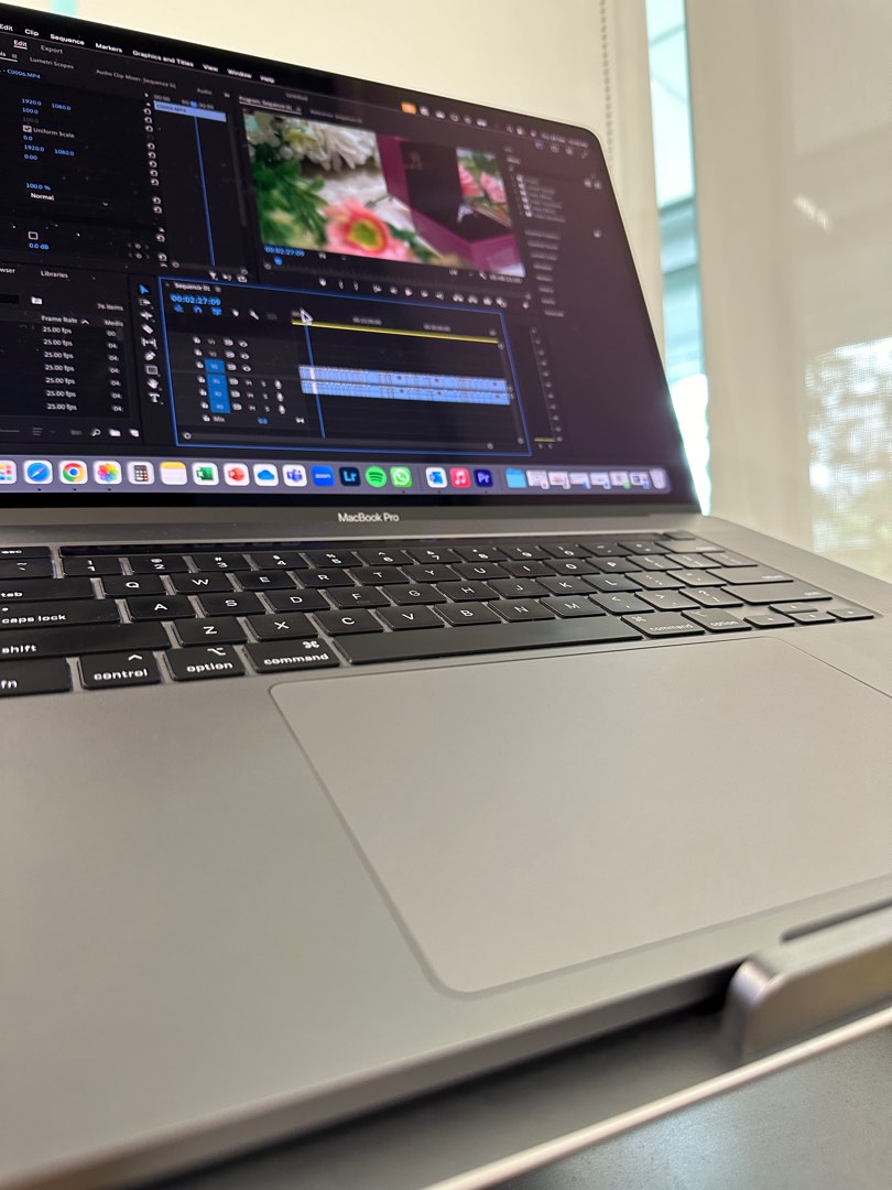 MacBook Pro 16 inch (2019) almost max specs, Computers & Tech, Laptops & Notebooks on Carousell