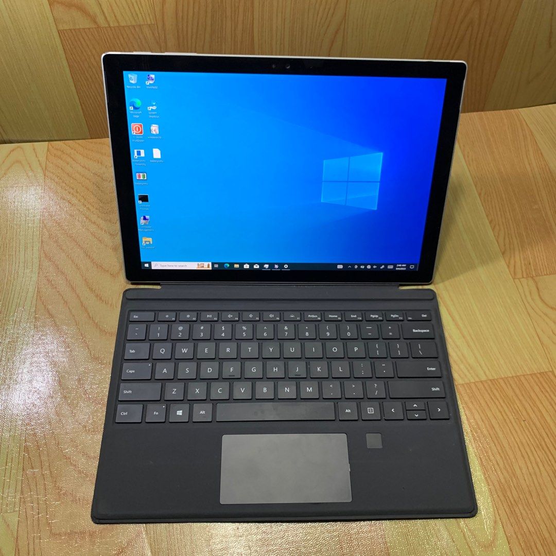 Microsoft Surface Pro 4, i7, 6th gen, 16 GB ram, 256 SSD with microsoft ...