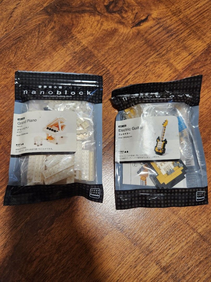 Nanoblock: white grand piano, yellow electric guitar, Hobbies & Toys ...