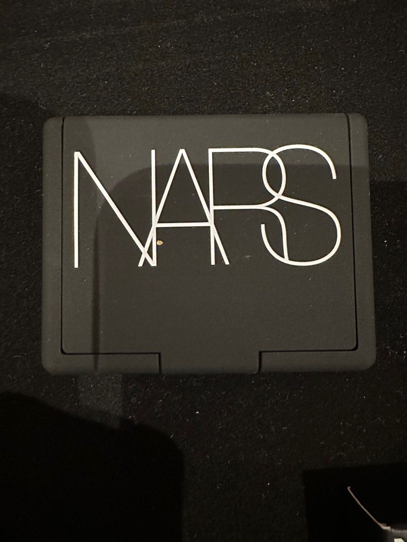nars logo black