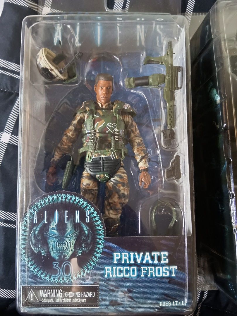 NECA Colonial Marines Aliens, Hobbies & Toys, Toys & Games on Carousell
