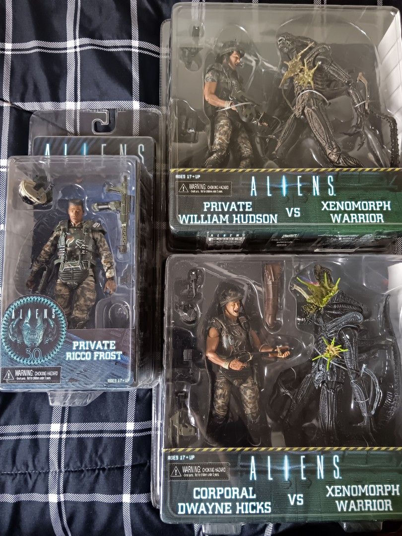 NECA Colonial Marines Aliens, Hobbies & Toys, Toys & Games on Carousell