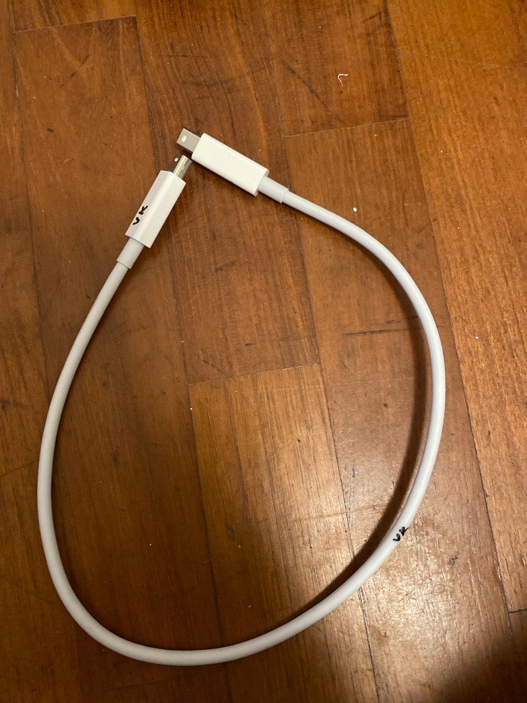 Original apple thunderbolt cable, Computers & Tech, Parts & Accessories ...