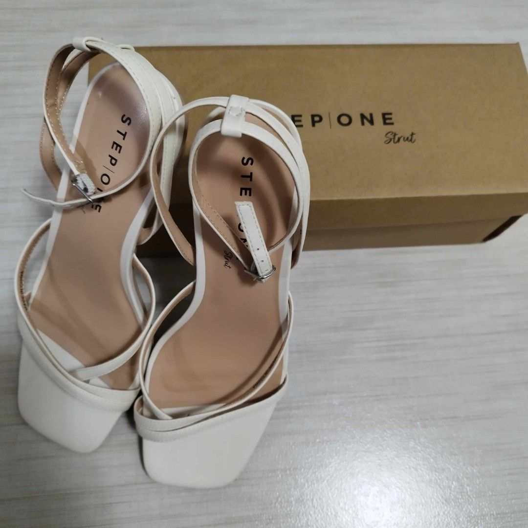 Payless Step One Strut Heels, Women's Fashion, Footwear, Heels on Carousell