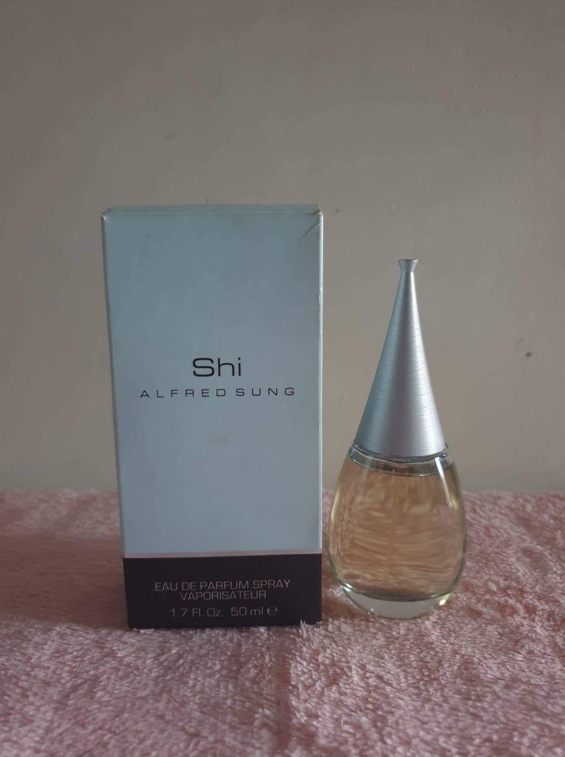 Perfume Shi, Beauty & Personal Care, Fragrance & Deodorants on Carousell