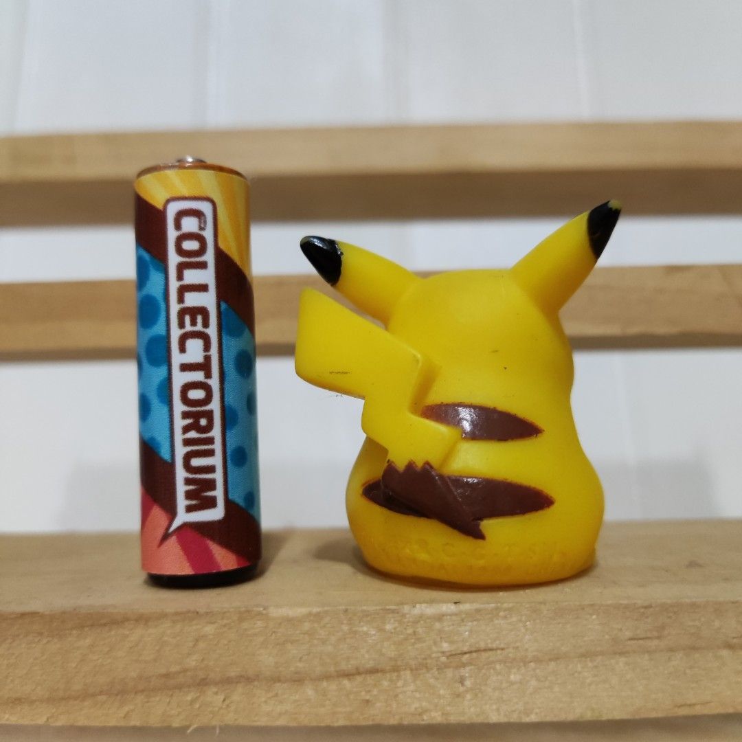 Pokemon Bandai Winking Pikachu Finger Puppet, Hobbies & Toys, Toys ...