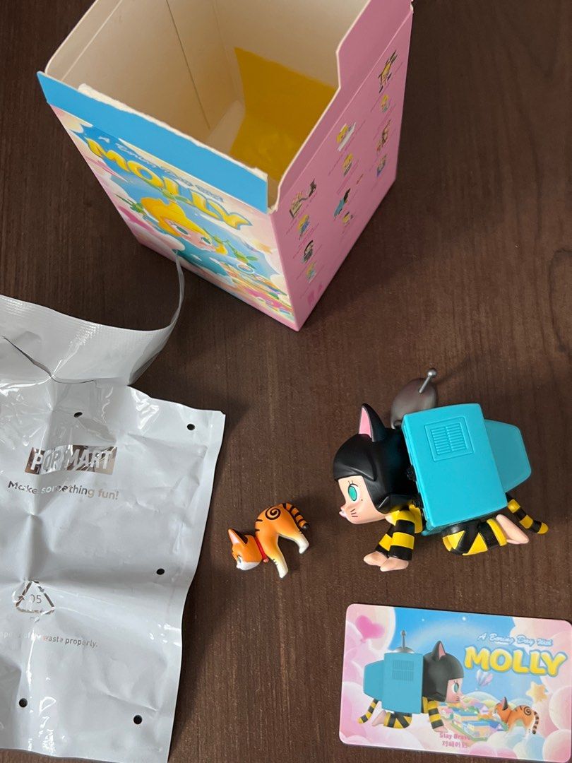 Popmart hirono fallen angel city of mercy/ unio bumper car/Molly stay ...