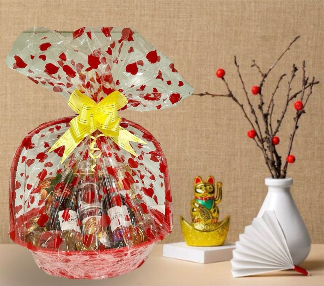 Premium Gifts Hamper with Flying Wheel Abalone, New Moon Bird Nest and ...