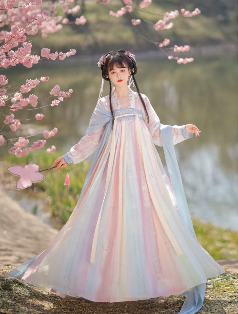 Rainbow coloured Hanfu set with mock pearls in Tang style, Women's ...