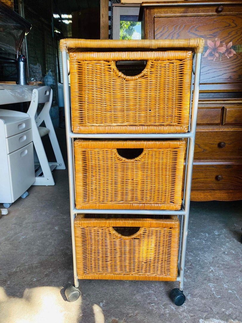 RATTAN DRAWER STEEL FRAME 3DRAWERS WITH WHEELS IN GOOD CONDITION SIZE ...