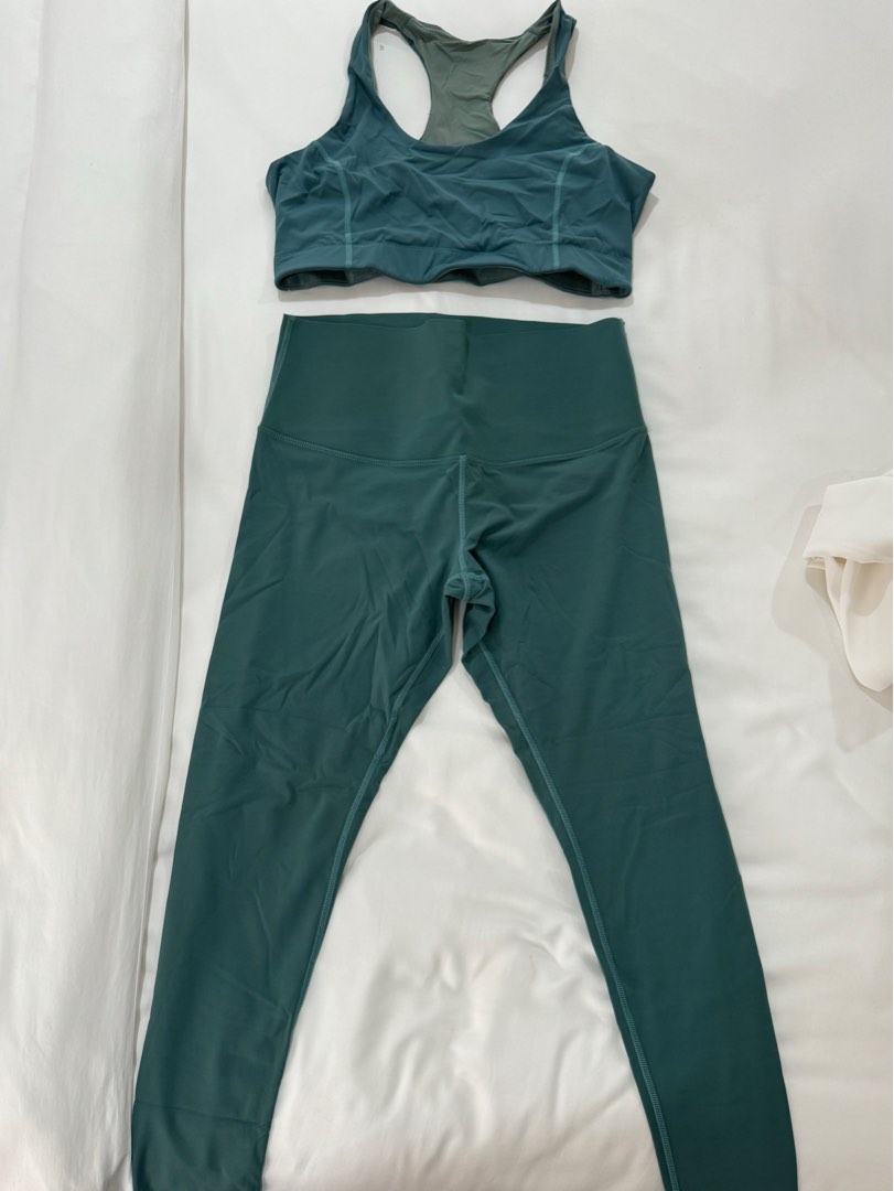 Recess Green Workout Set, Women's Fashion, Activewear on Carousell