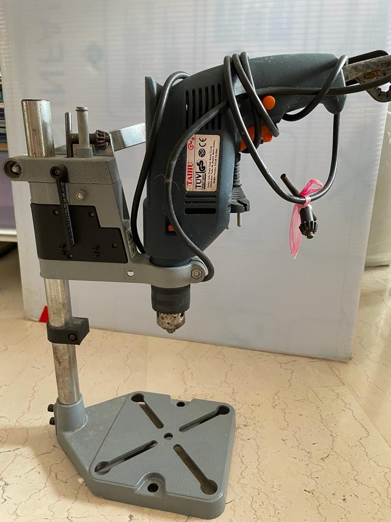 Drilling machine, Everything Else on Carousell
