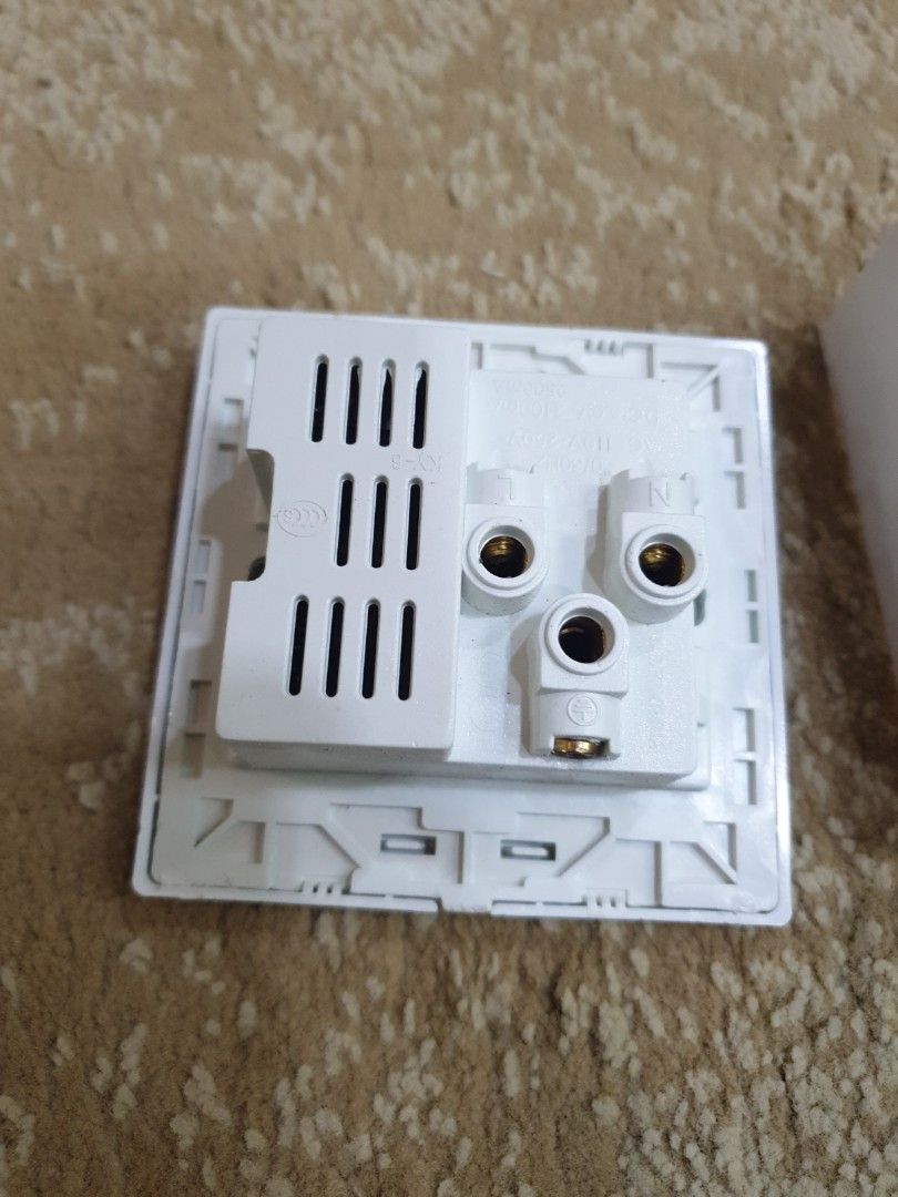 White Single Universal Power Socket with 2 Usb and Junction box, TV ...
