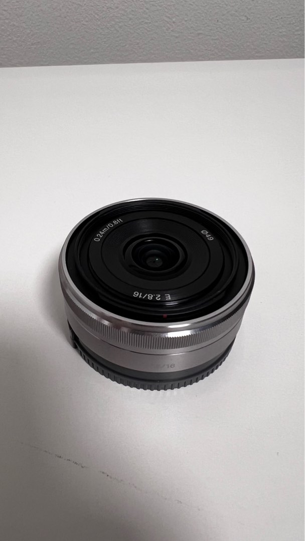 Sony 16mm f2.8 SEL16F28, Photography, Lens & Kits on Carousell