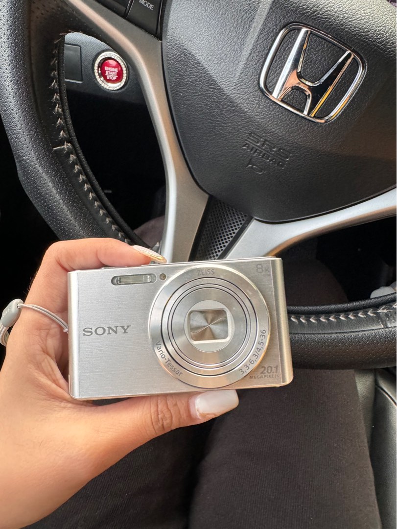 Sony Cybershot Dsc W830, Photography, Cameras on Carousell
