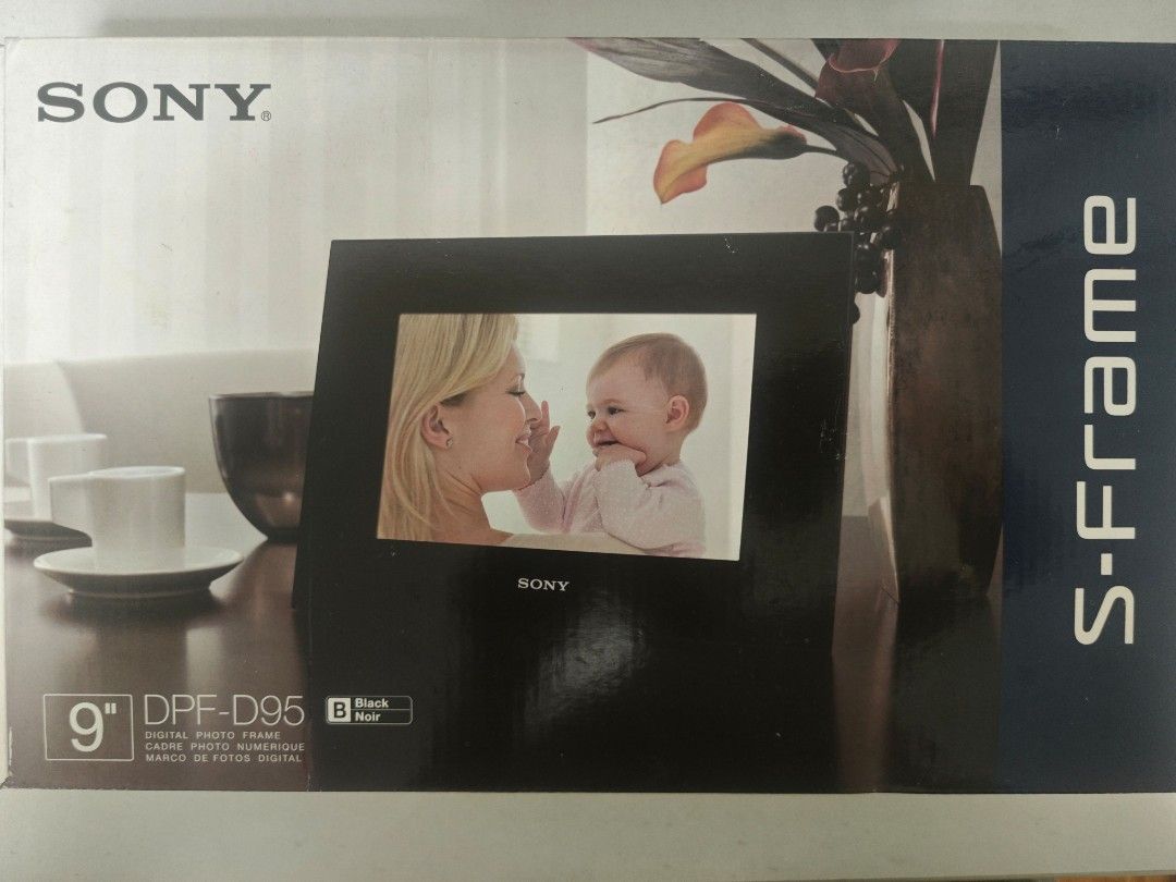 9" Sony Digital photo frame DPF-D95, Photography, Photography ...