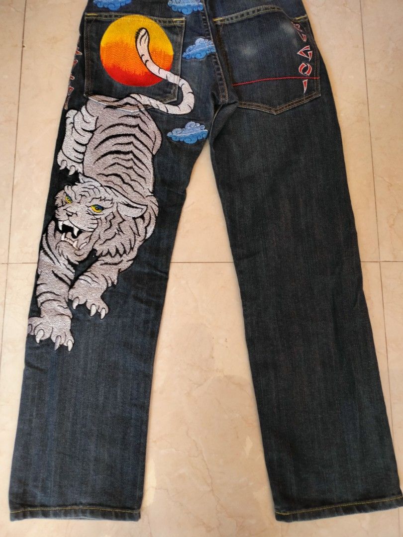 SUGOI TIGER EMBROIDERY TATTOO JEANS, Men's Fashion, Bottoms, Jeans on ...