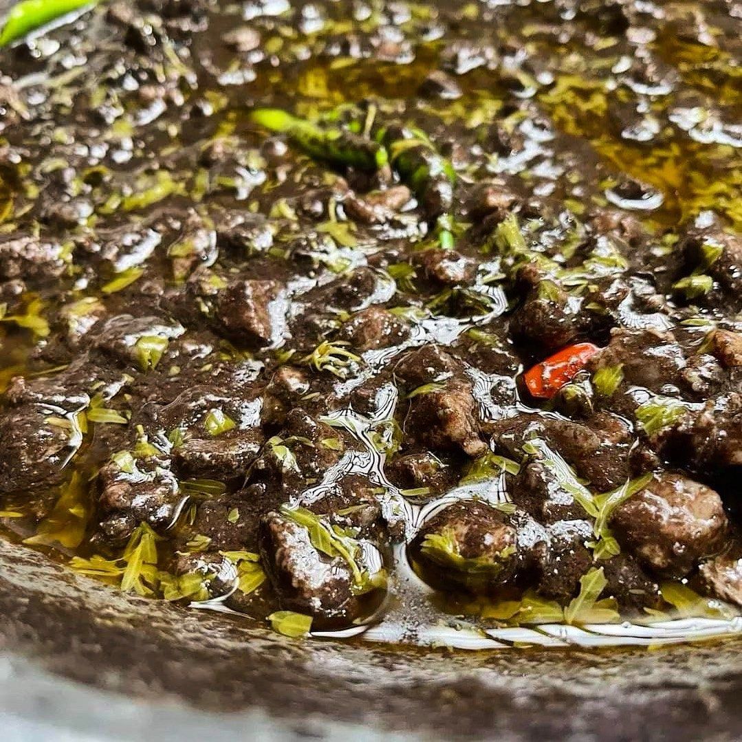 Tinumis Dinuguan, Food & Drinks, Local Eats on Carousell