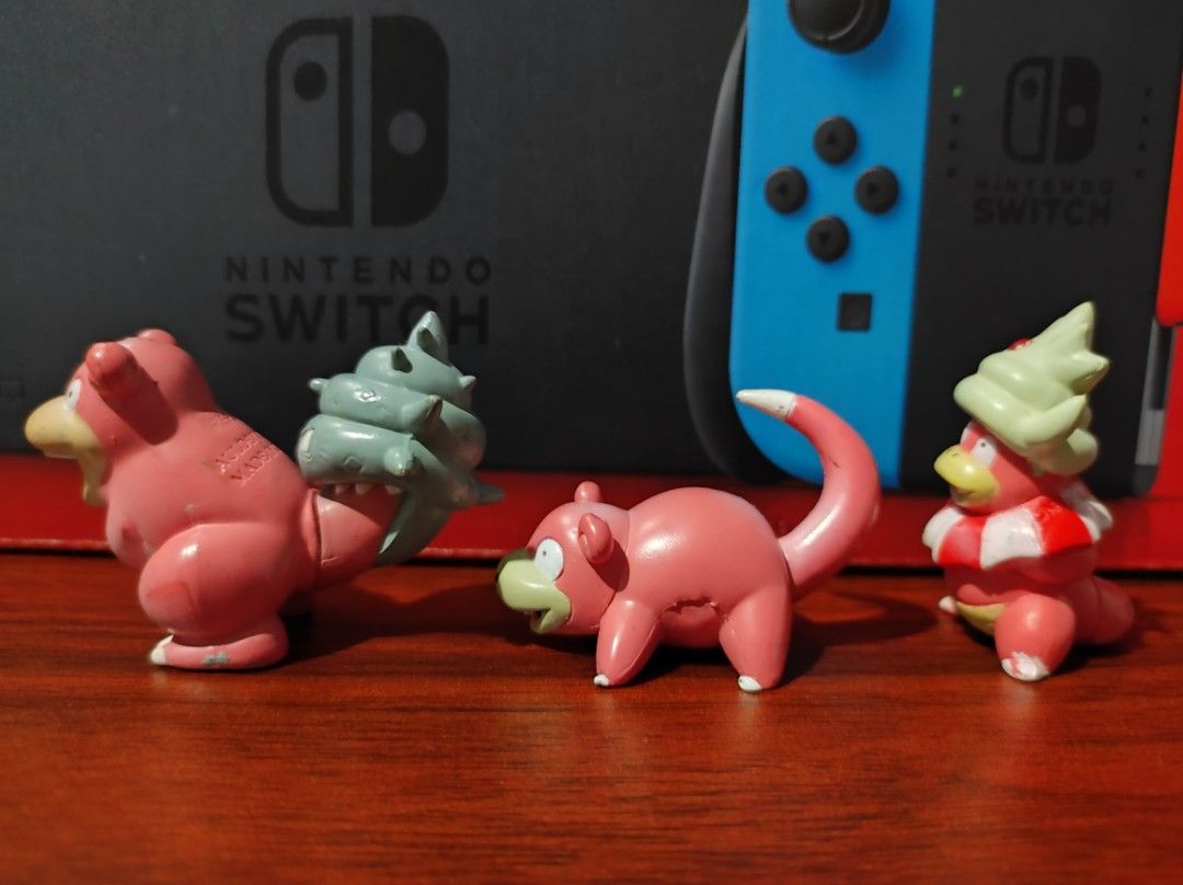 TOMY Pokemon Figures - Slowpoke, Slowbro, and Slowking, Hobbies & Toys ...