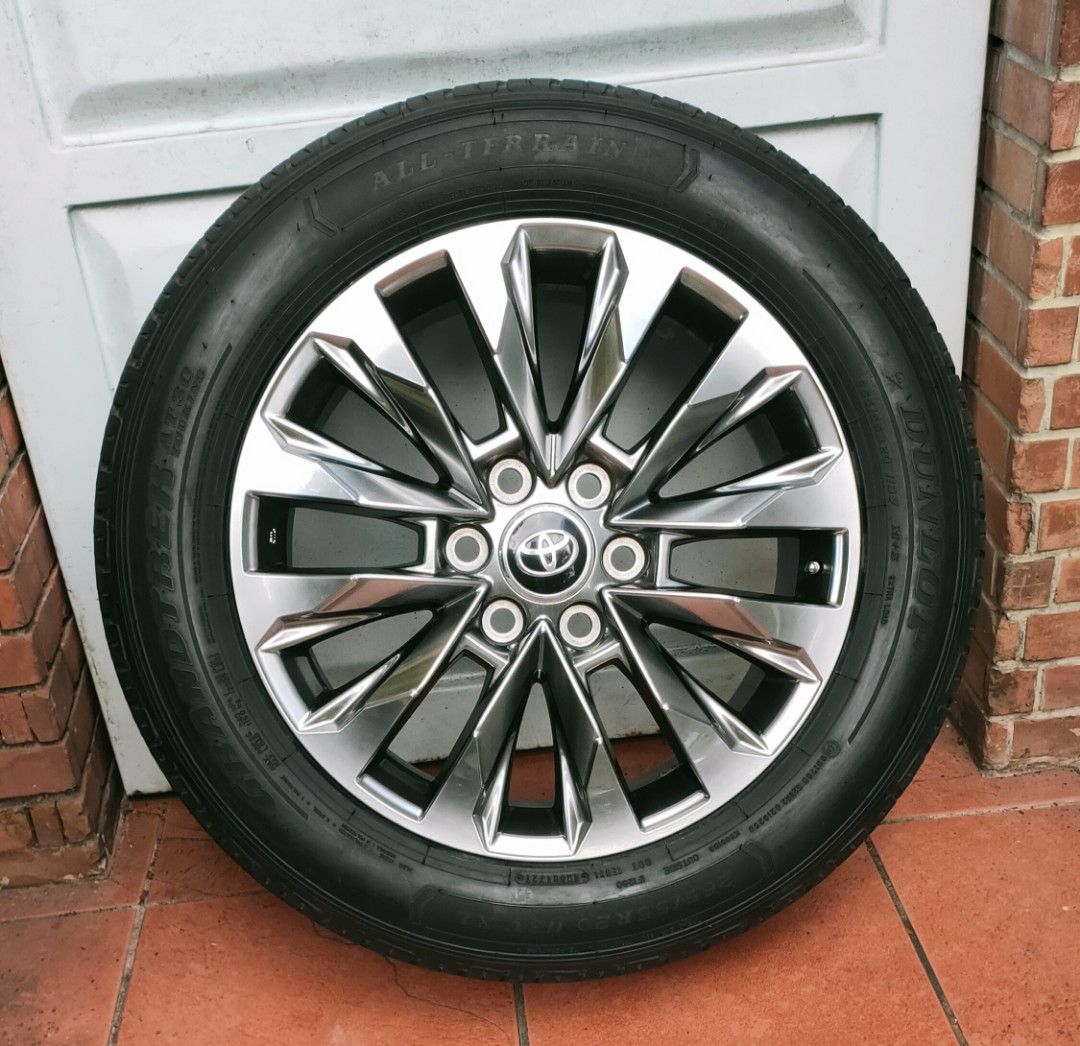 Toyota LC300 Mags w/ Tires 20 inch OEM, Car Parts & Accessories, Mags ...