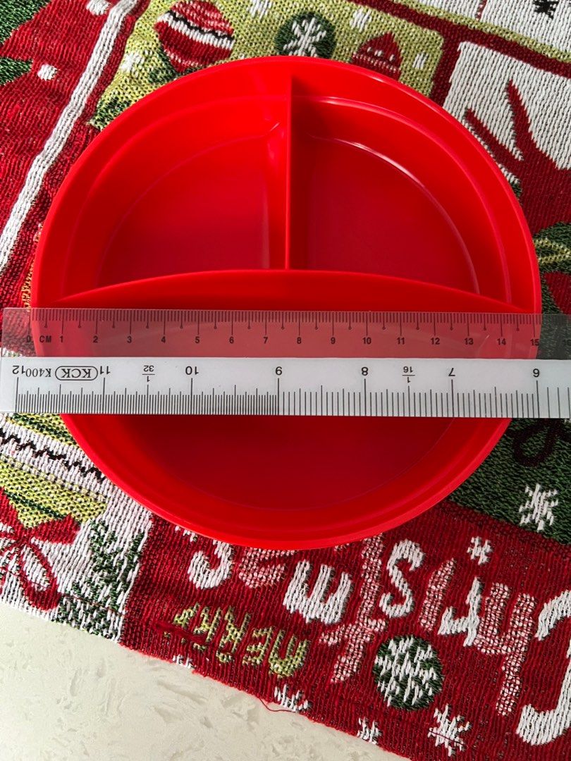 Tupperware Lunch box with divider, Furniture & Home Living, Kitchenware ...