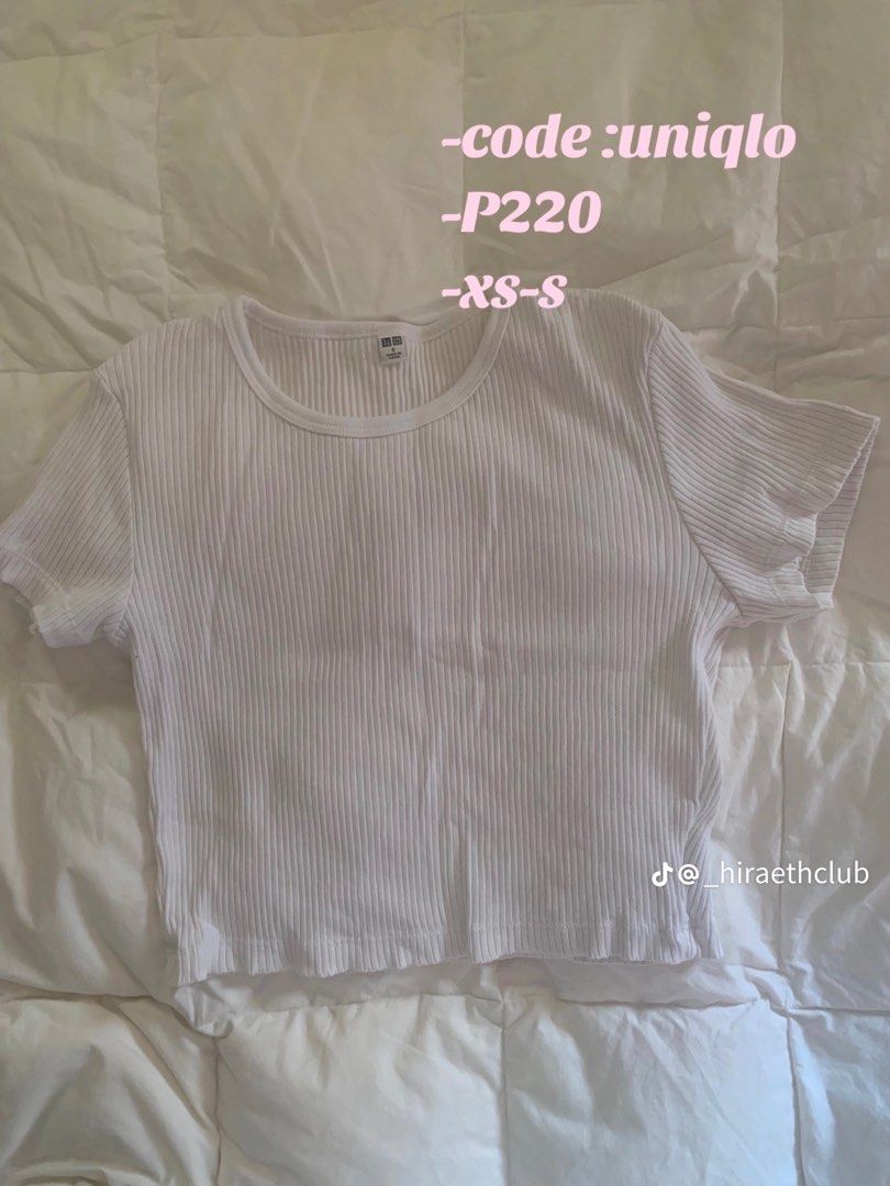 uniqlo basic top, Women's Fashion, Tops, Shirts on Carousell
