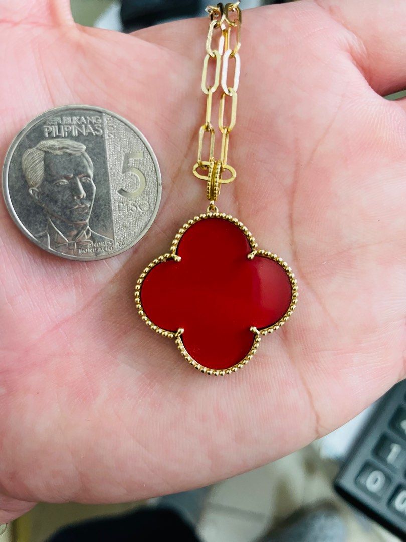 VCA Stone w/ Paper Clip Chain Necklace, Women's Fashion, Jewelry ...