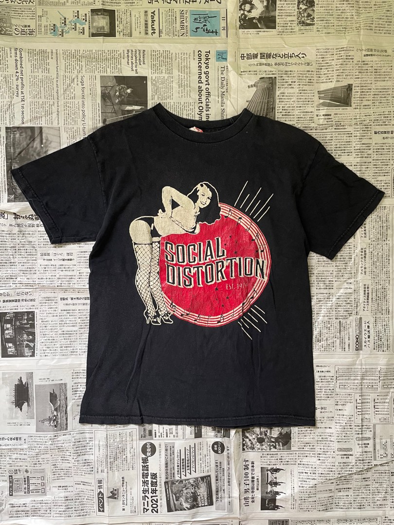 Vintage Social Distortion Tee, Men's Fashion, Tops & Sets, Tshirts & Polo Shirts on Carousell