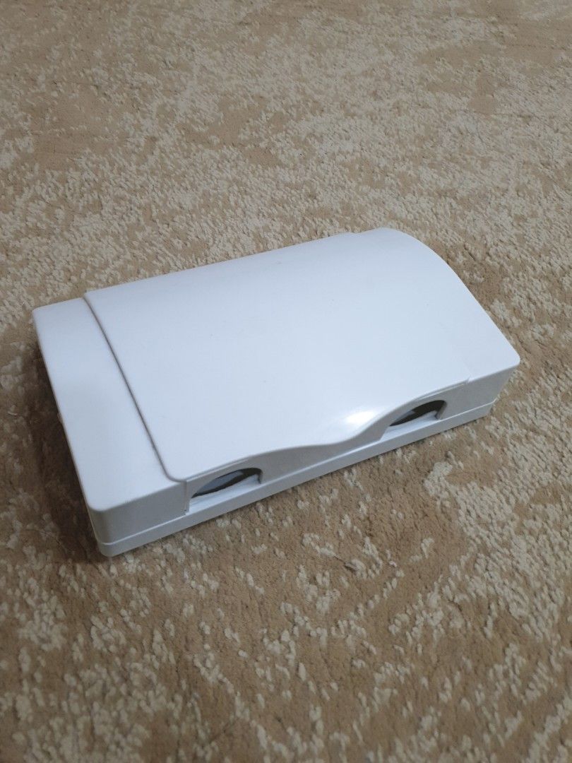 Water Protection Outdoor Electrical Weather Casing for 2 Single socket ...