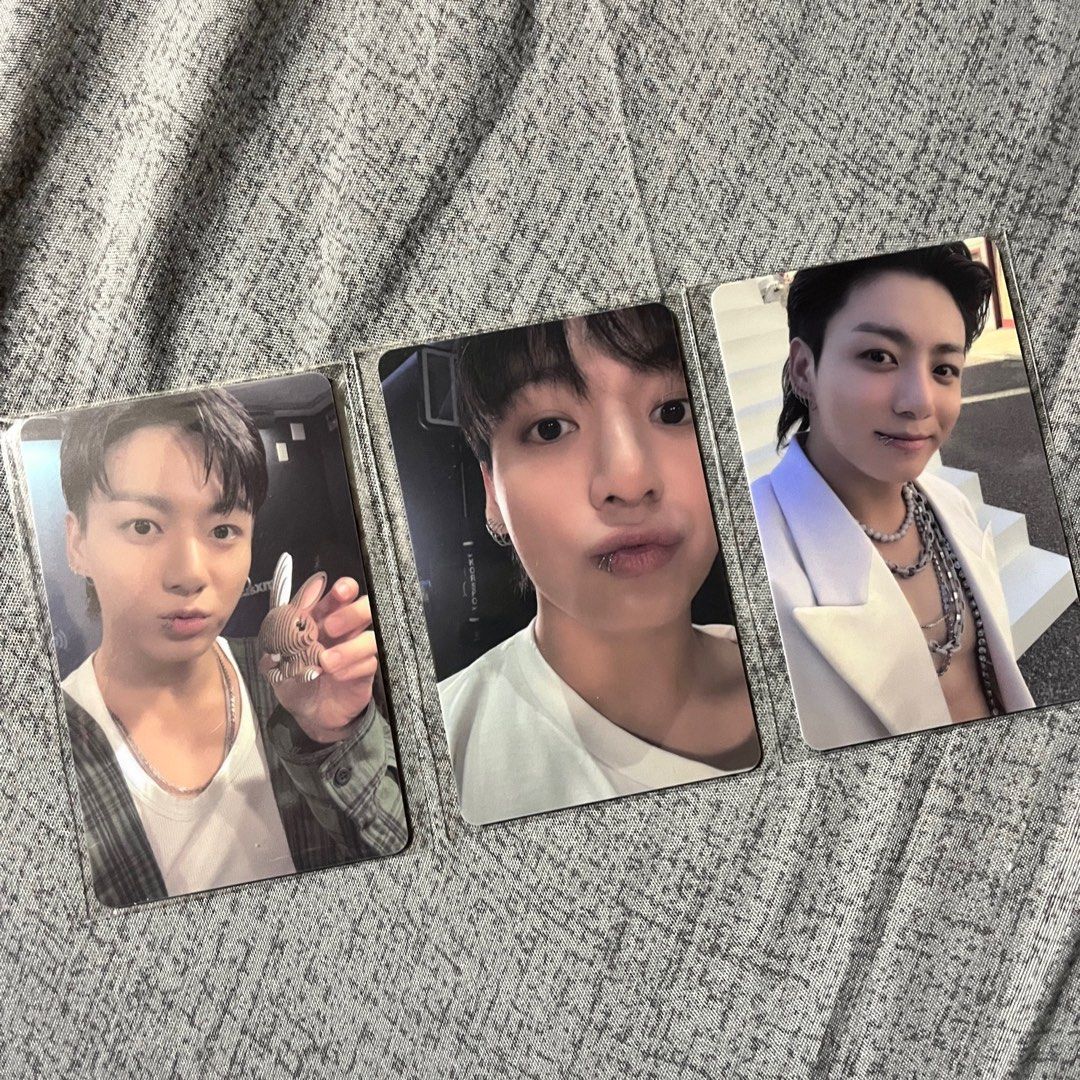 WTS BTS JUNGKOOK GOLDEN WEVERSE POB PVC PHOTOCARD PC SET, Hobbies & Toys, Memorabilia ...
