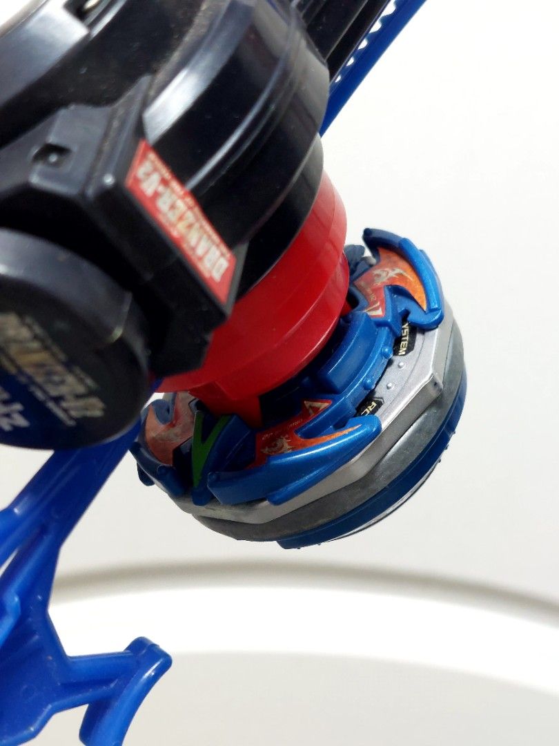 2002 TAKARA Beyblade Radio Control Dranzer V2, Hobbies & Toys, Toys ...
