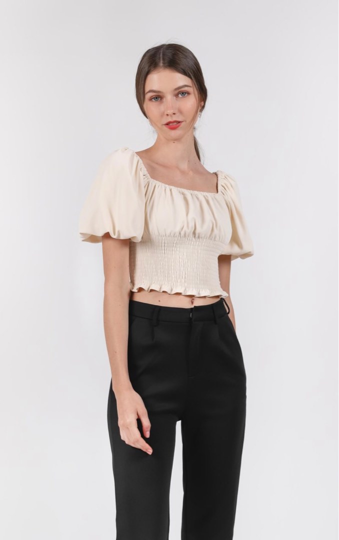 6style Tyra Puffy Top, Women's Fashion, Tops, Blouses on Carousell